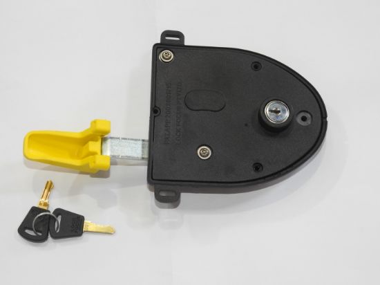 Brisbins Wheelie Bin Lock Tab with Keys
